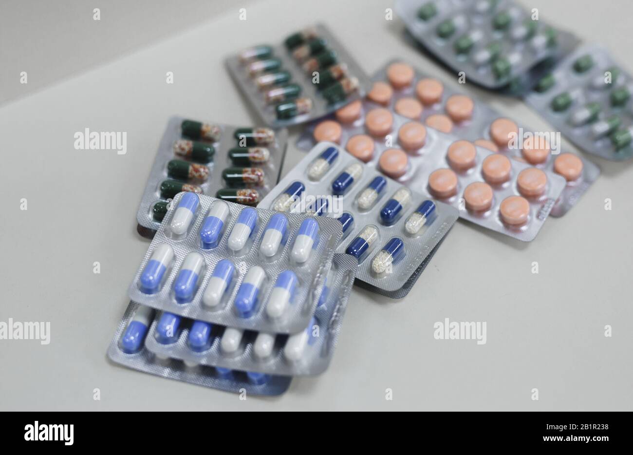 Drugs network hi-res stock photography and images - Alamy