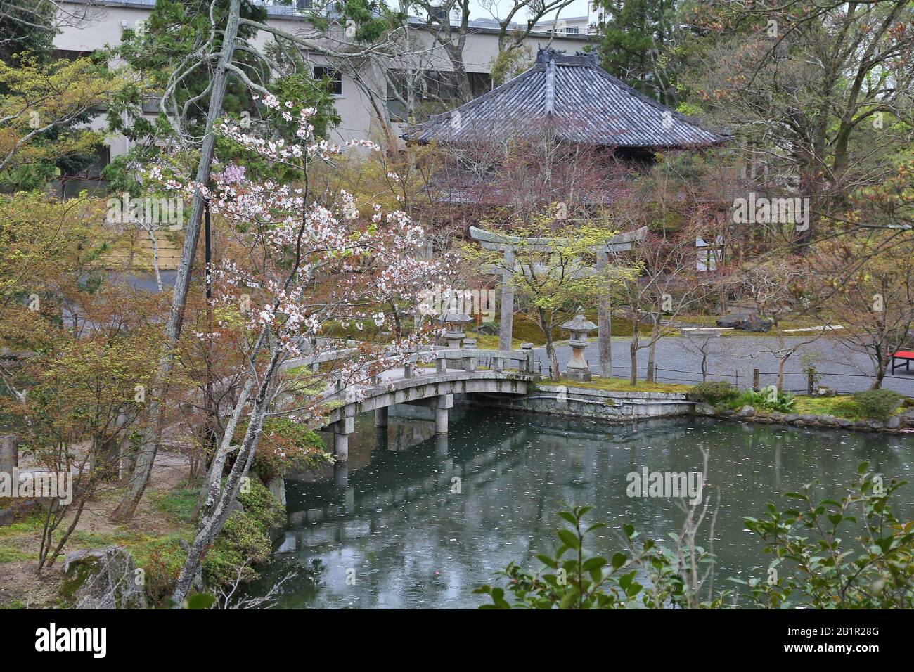 Kyoto, Japan - Gardens of Eikando Temple (Zenrinji Temple). Buddhist ...