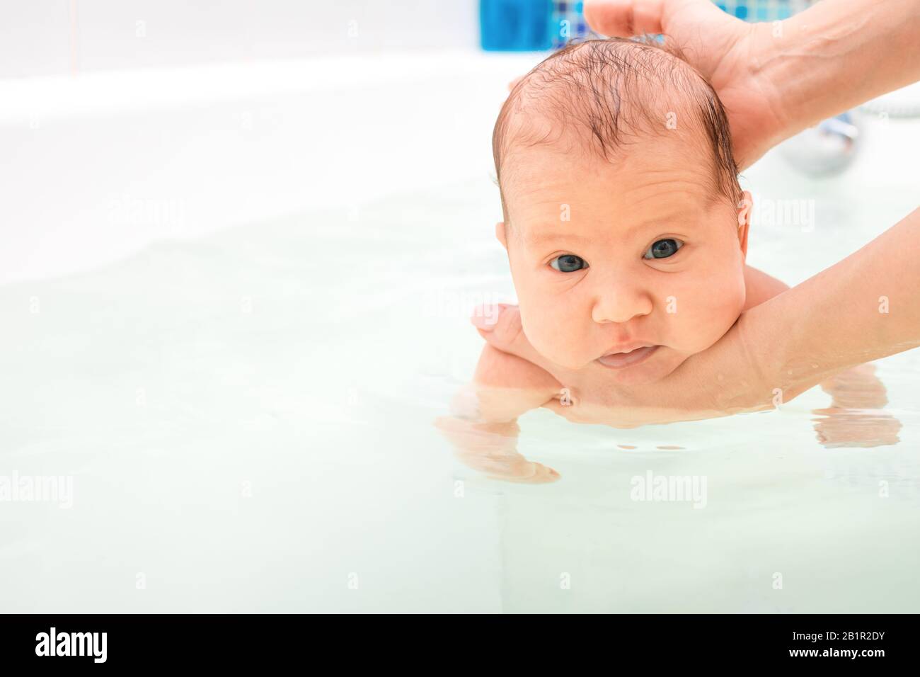 Baby body wash hi-res stock photography and images - Alamy