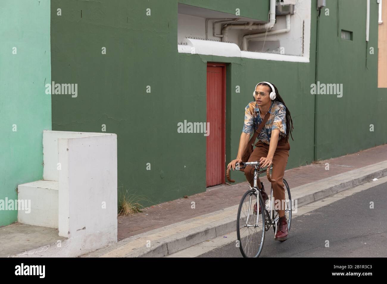 Biking technology hi-res stock photography and images - Alamy