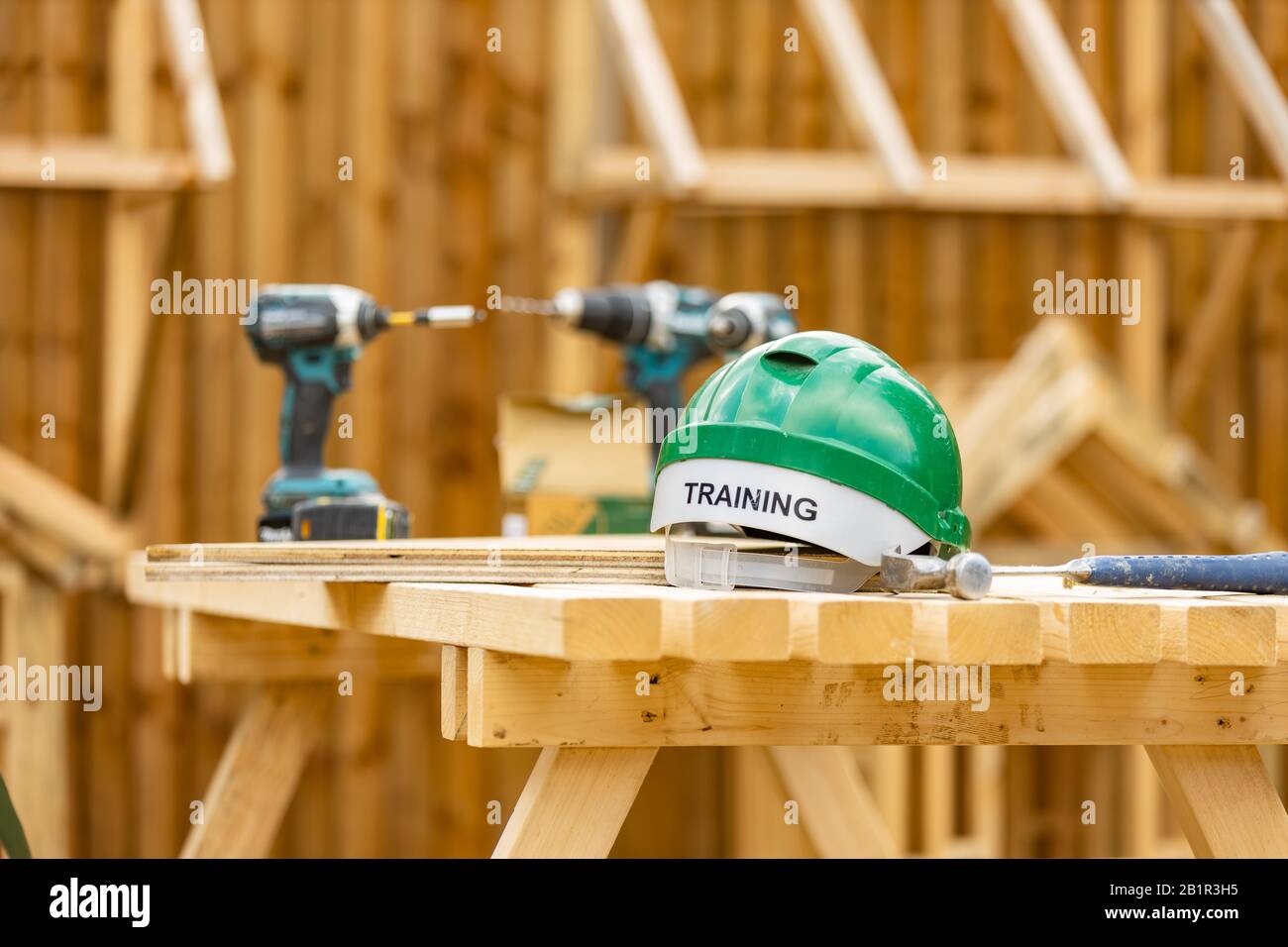 Construction Apprentice - Carpentry Bricklaying UK Building Housing ...