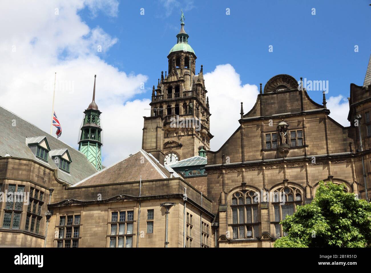 Sheffield city, England. Town Hall - local government building Stock ...