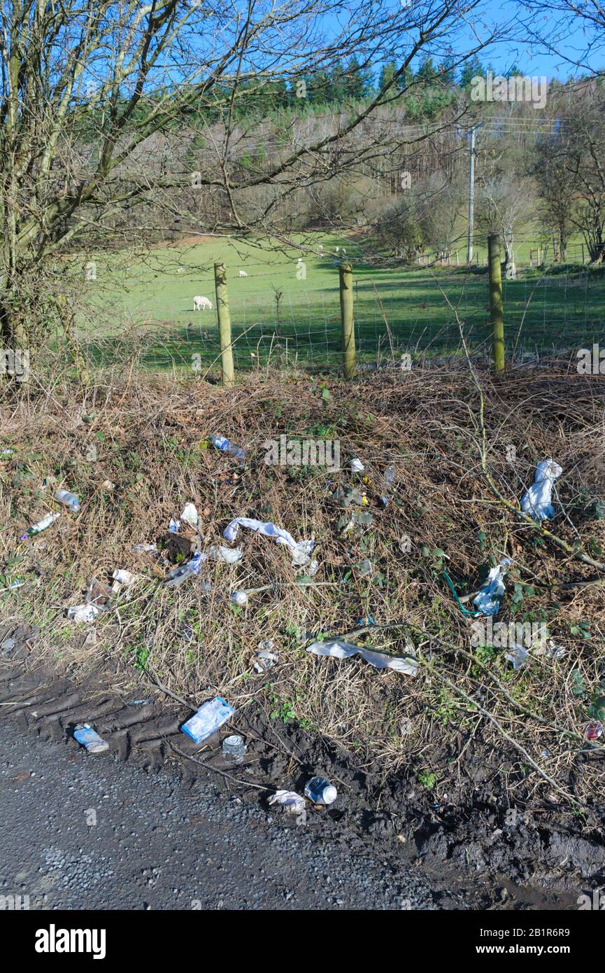 Layby road hi-res stock photography and images - Alamy