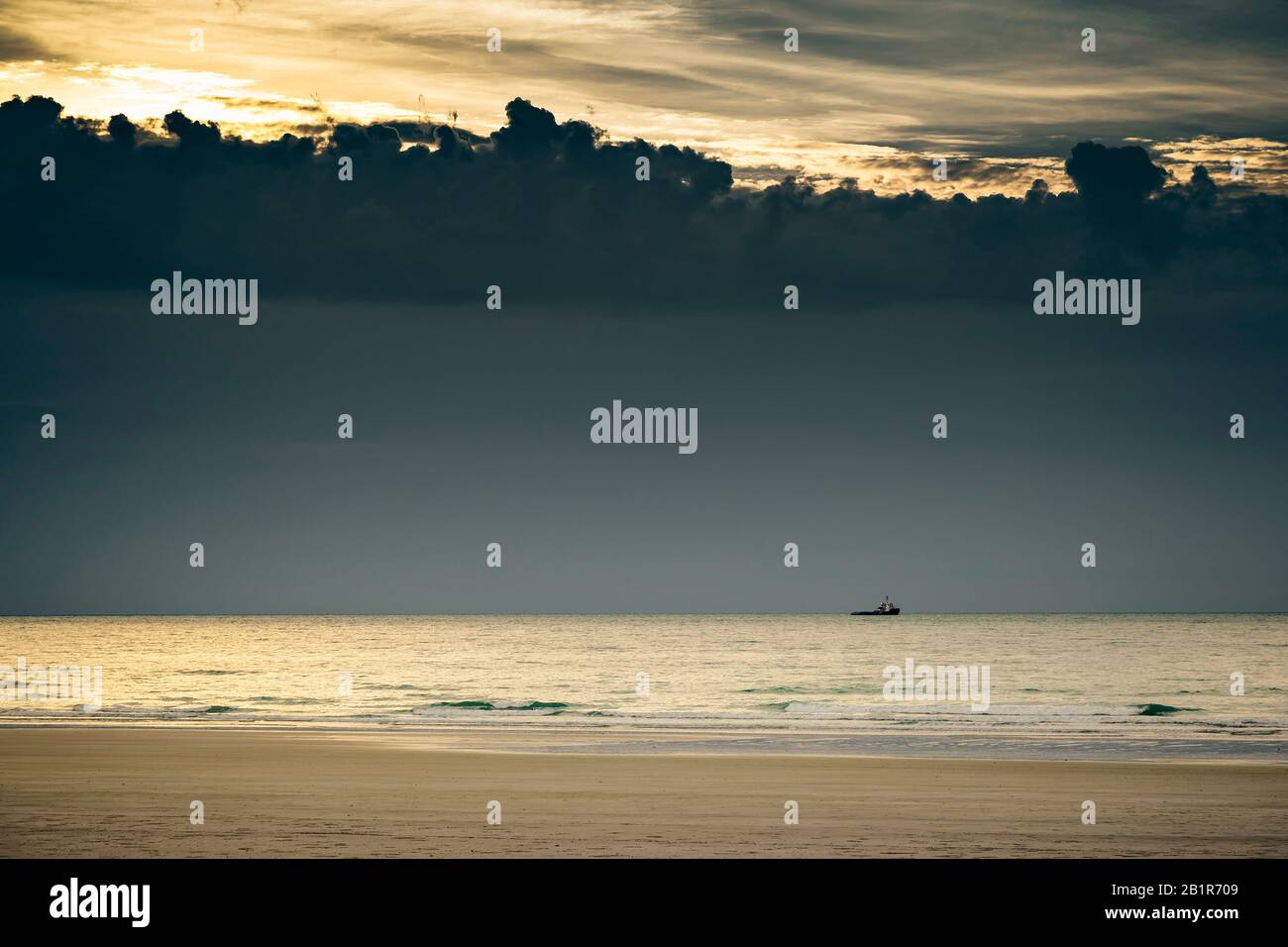 Thundercloud australia hi-res stock photography and images - Alamy