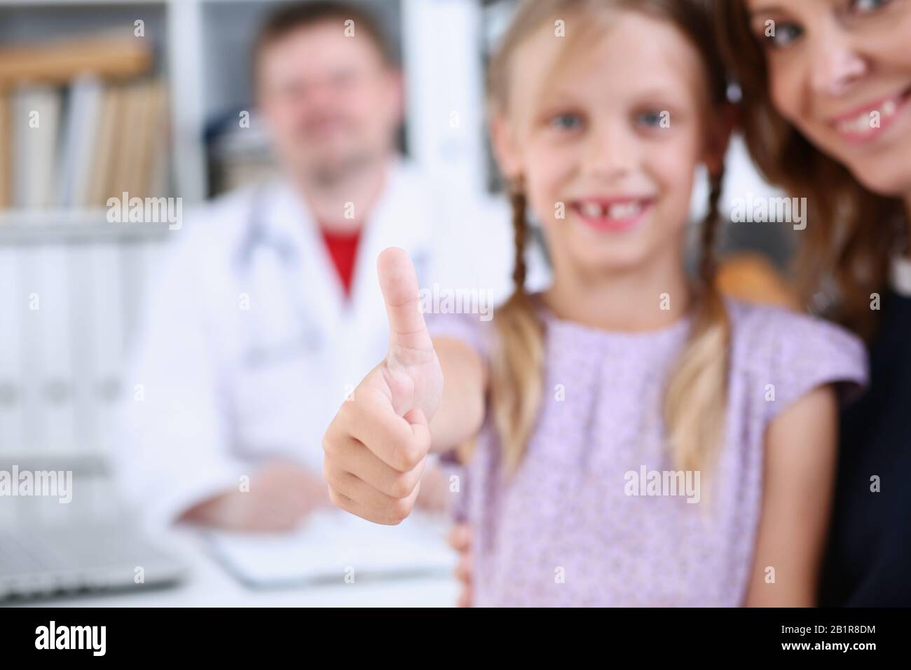 Pediatrics sign hospital hi-res stock photography and images - Alamy