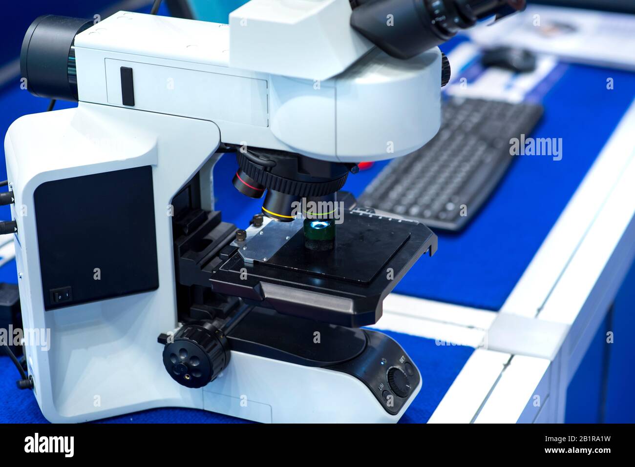 Metal lens hi-res stock photography and images - Alamy