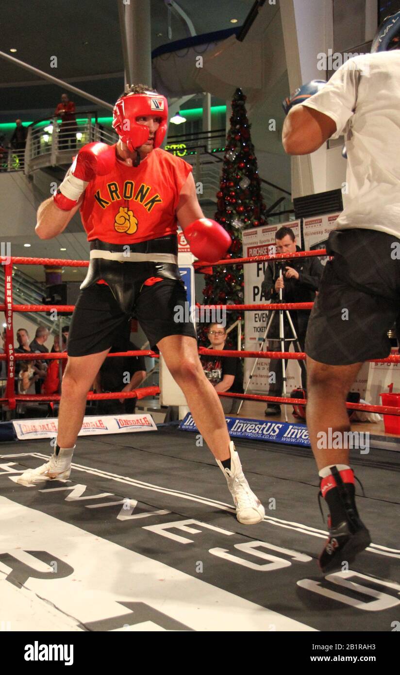 Manchester,Uk World Boxing Champion Tyson Fury trains at Trafford ...