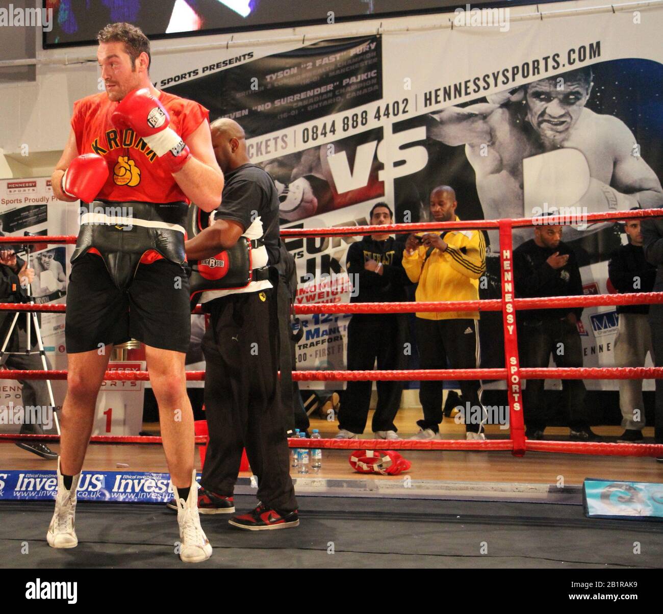 Manchester,Uk World Boxing Champion Tyson Fury trains at Trafford ...