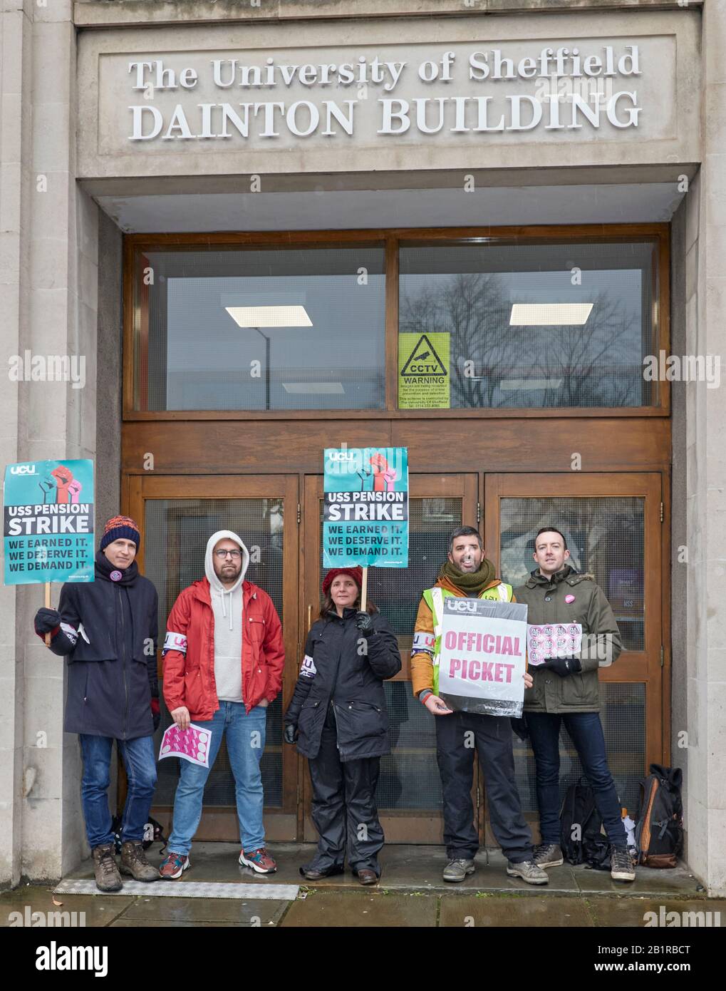 Higher pay picket sign hi-res stock photography and images - Alamy