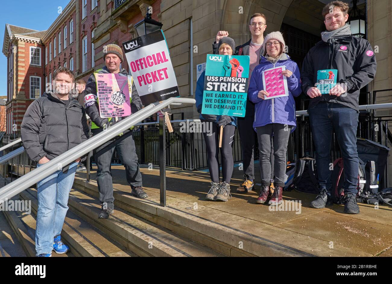 University sheffield sir frederick mappin hi-res stock photography and ...
