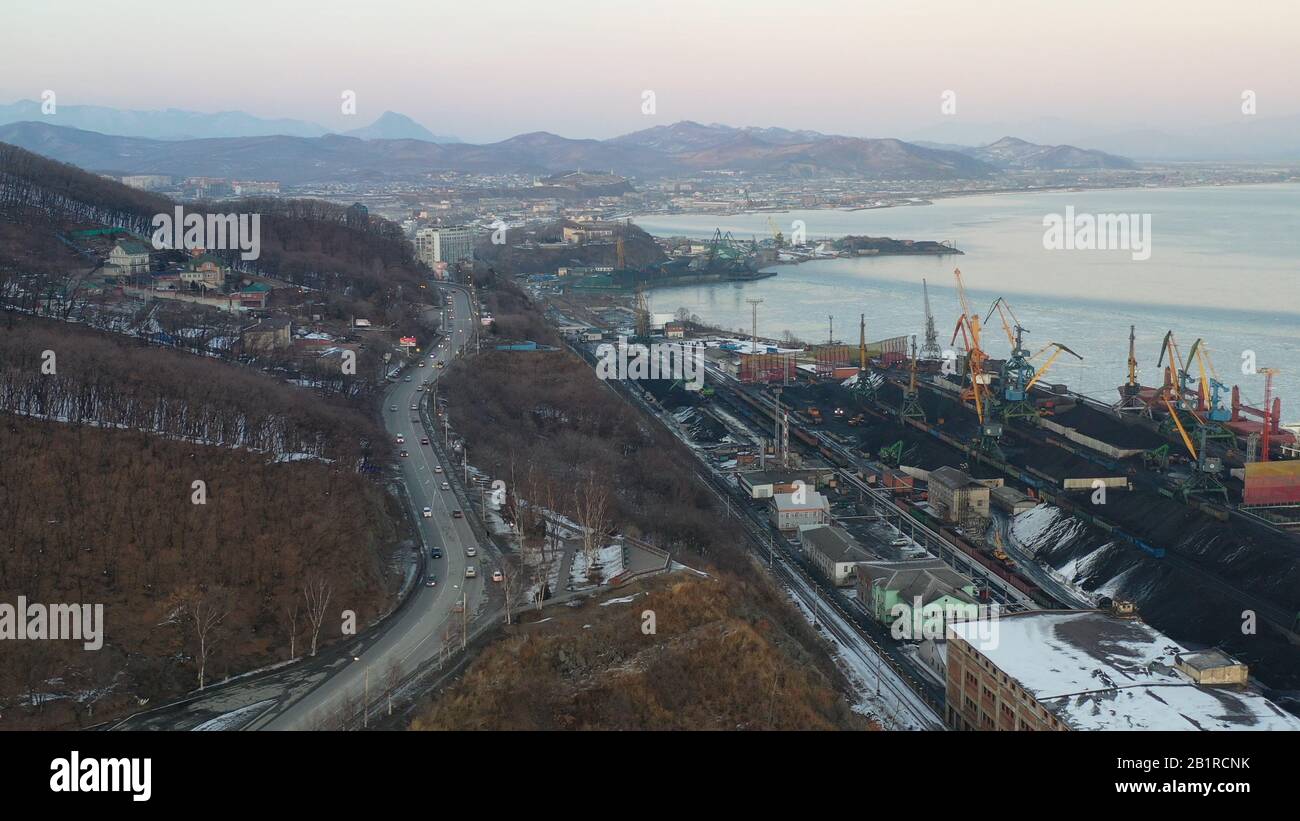 Nakhodka sea port hi-res stock photography and images - Alamy