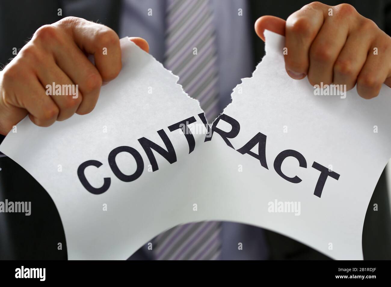 Resign contract hi-res stock photography and images - Alamy