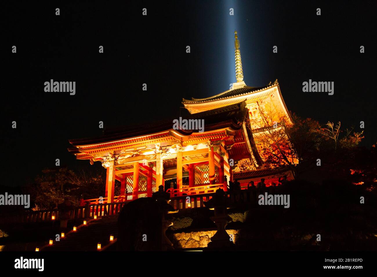 Shinto Temple illuminated at night, Kyoto, Japan Stock Photo - Alamy