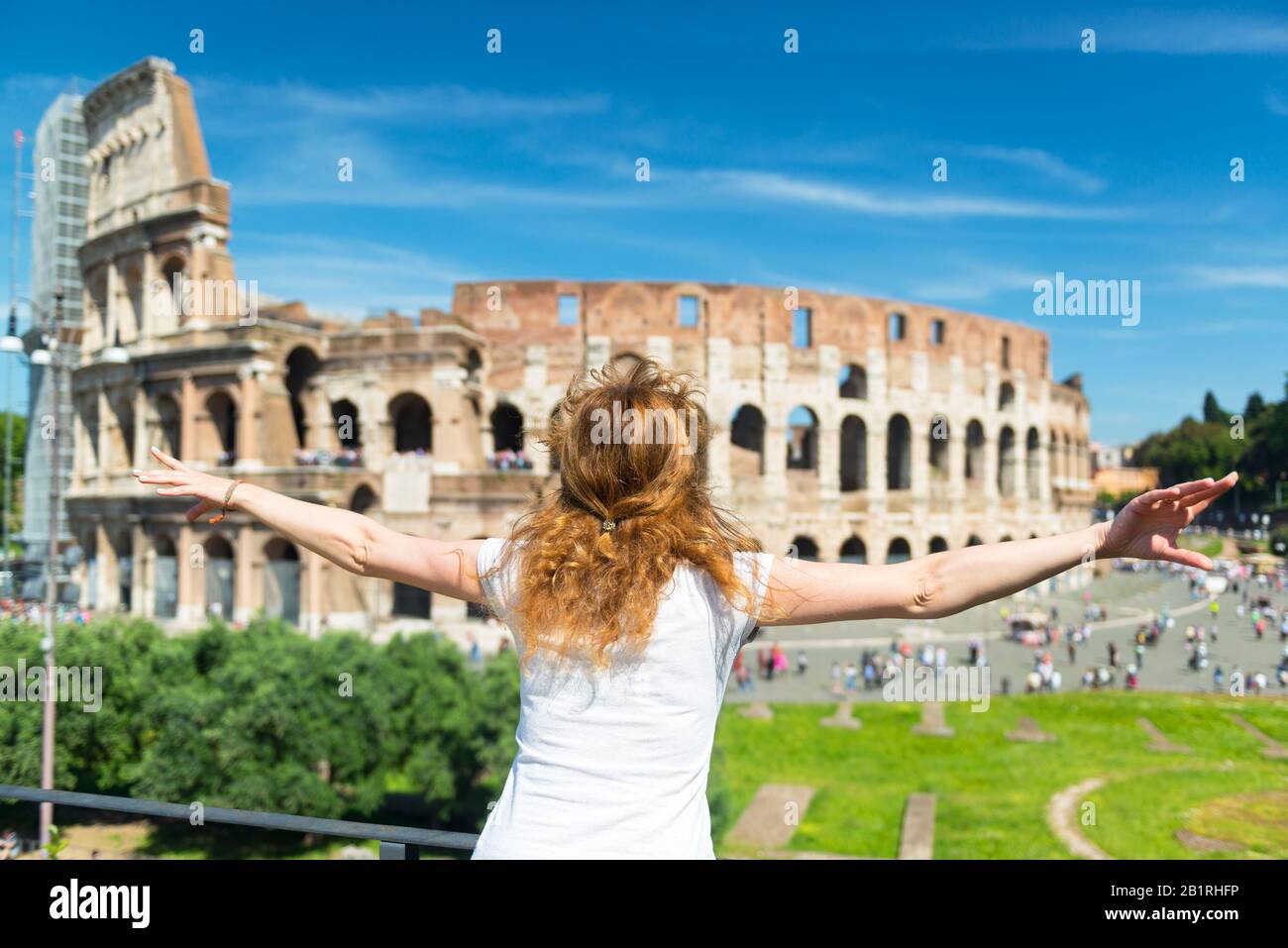 Female tourist in italy hi-res stock photography and images - Alamy