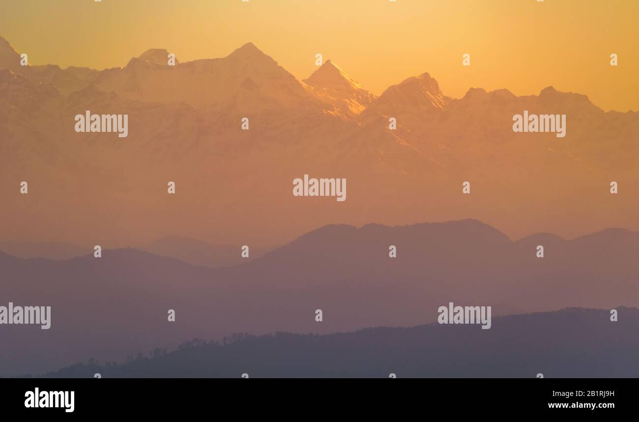 Himalayan panorama hi-res stock photography and images - Alamy