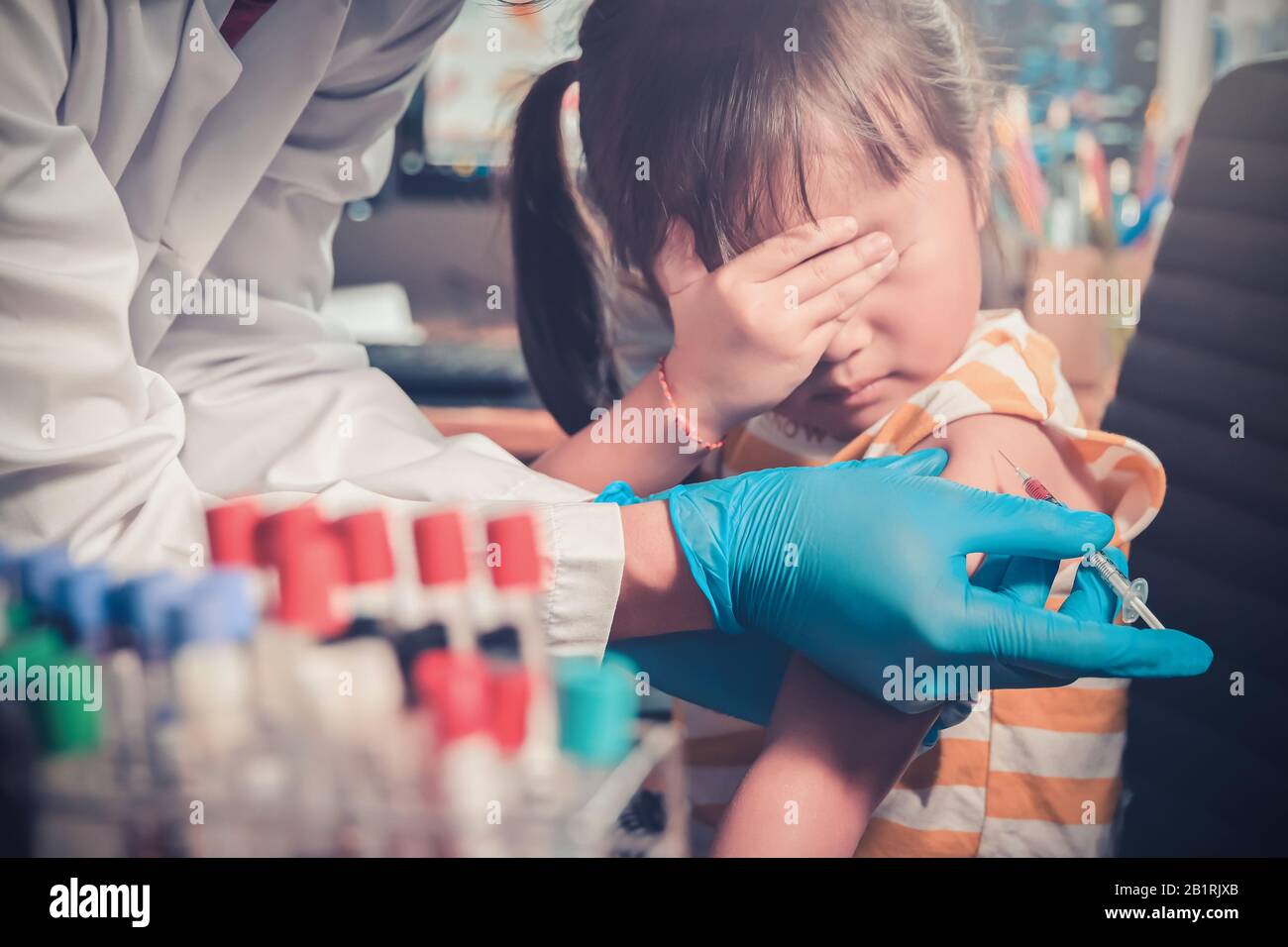 Mmr vaccine hi-res stock photography and images - Alamy