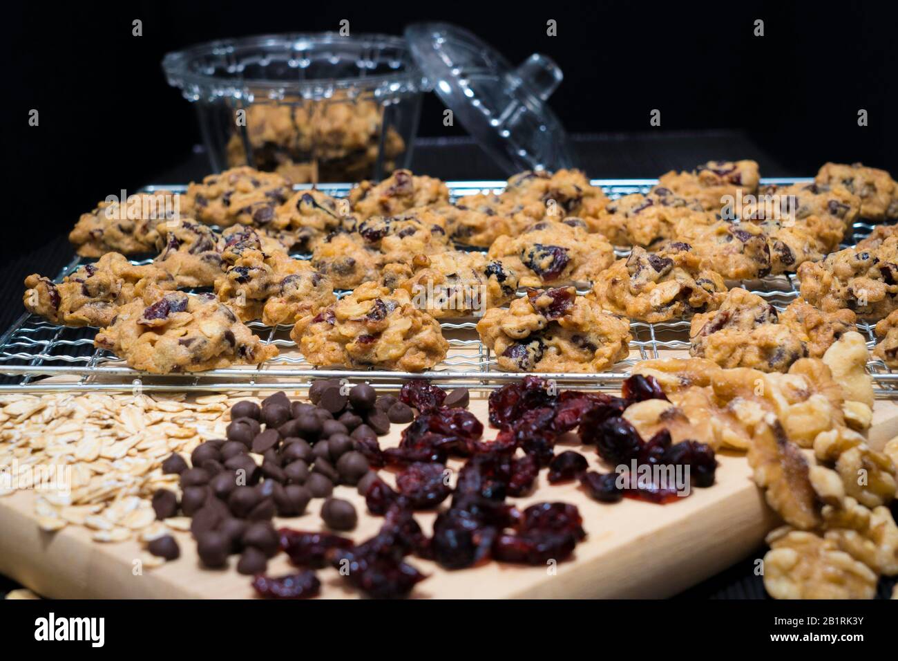 Wire racks hi-res stock photography and images - Alamy