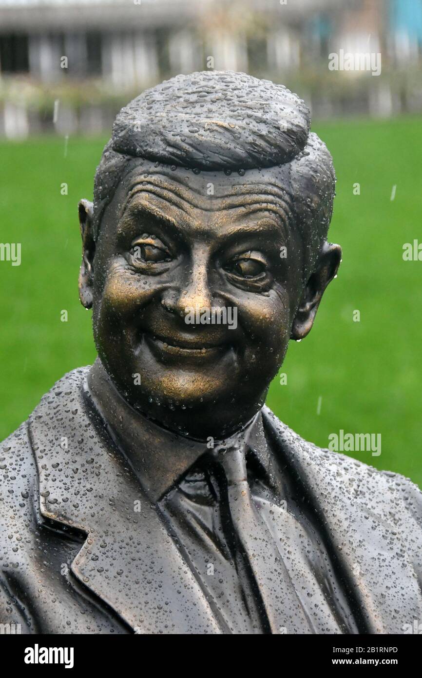 Mr bean statue hi-res stock photography and images - Alamy