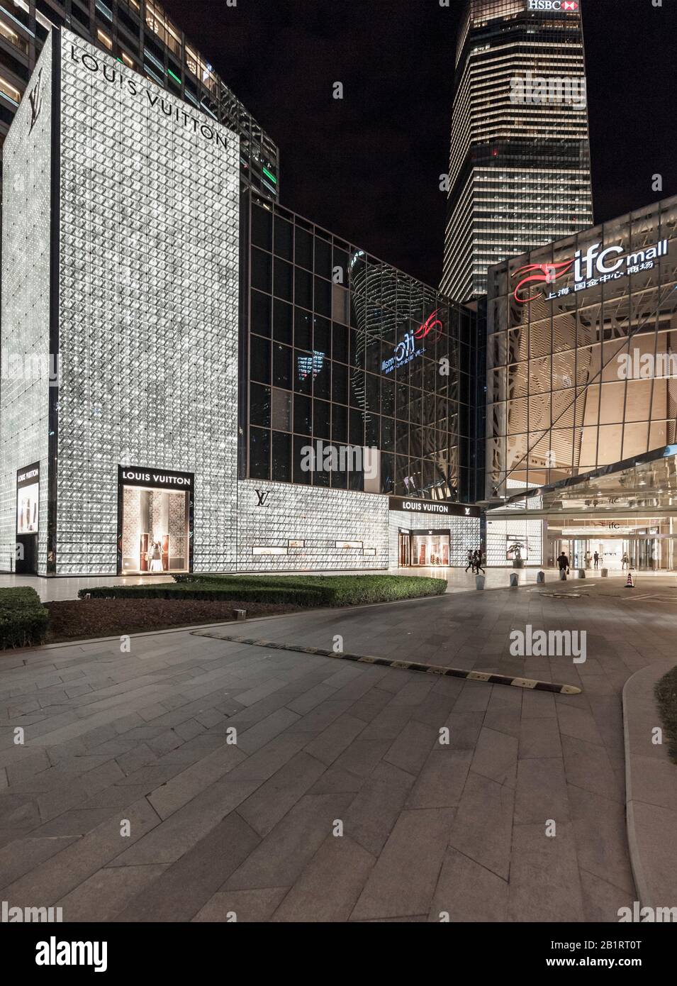 Ifc Mall Pudong Shanghai China High Resolution Stock Photography and ...