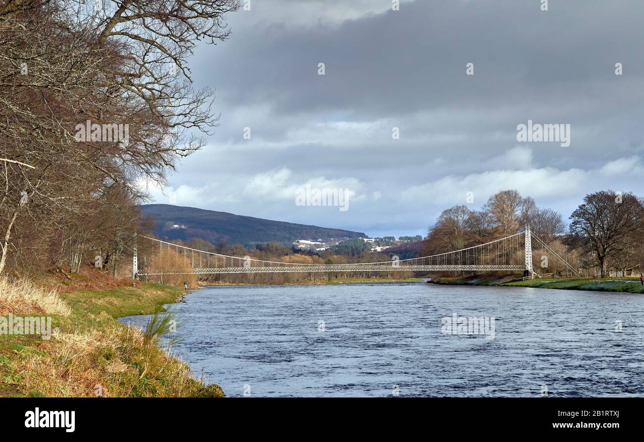 RIVER SPEY ABERLOUR SCOTLAND WHITE SUSPENSION BRIDGE OVER THE RIVER AT ...