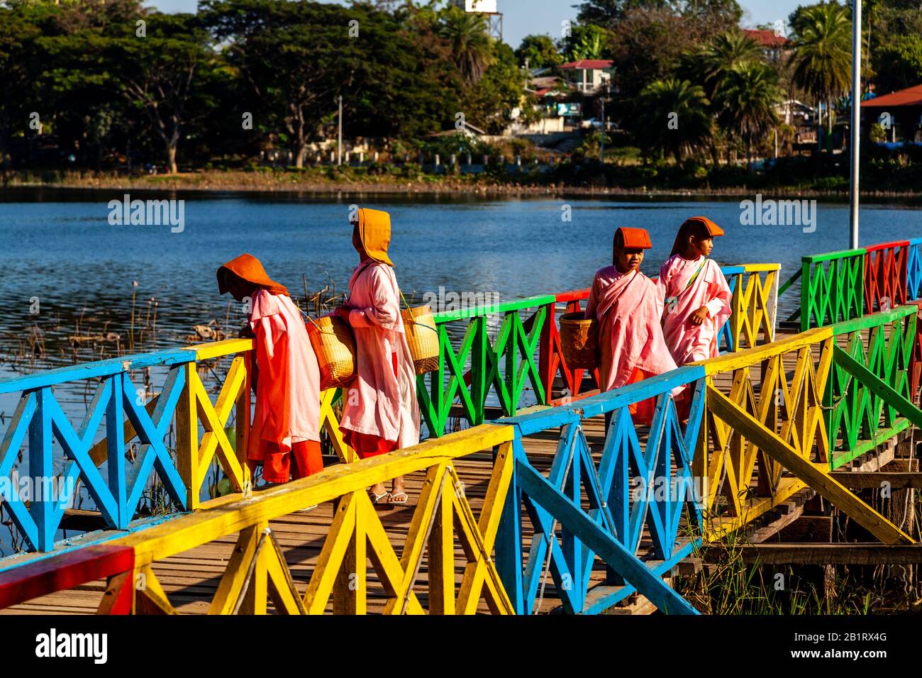 Nuns bridge hi-res stock photography and images - Alamy