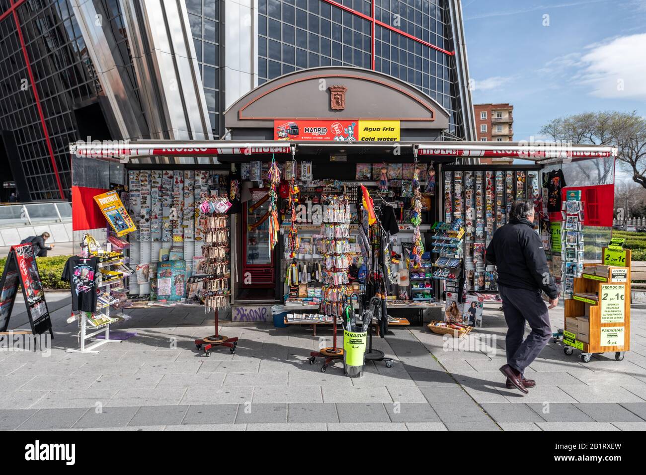newspaper kiosk, Madrid Spain Stock Photo - Alamy