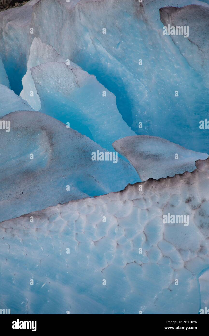 Contamination in the arctic hi-res stock photography and images - Alamy