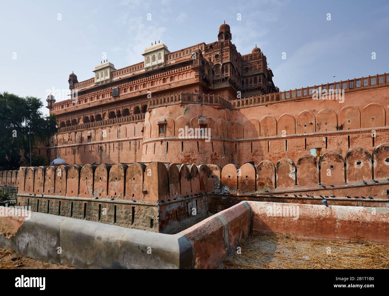 rampart of Junagarh Fort, Bikaner, Rajasthan, India Stock Photo - Alamy