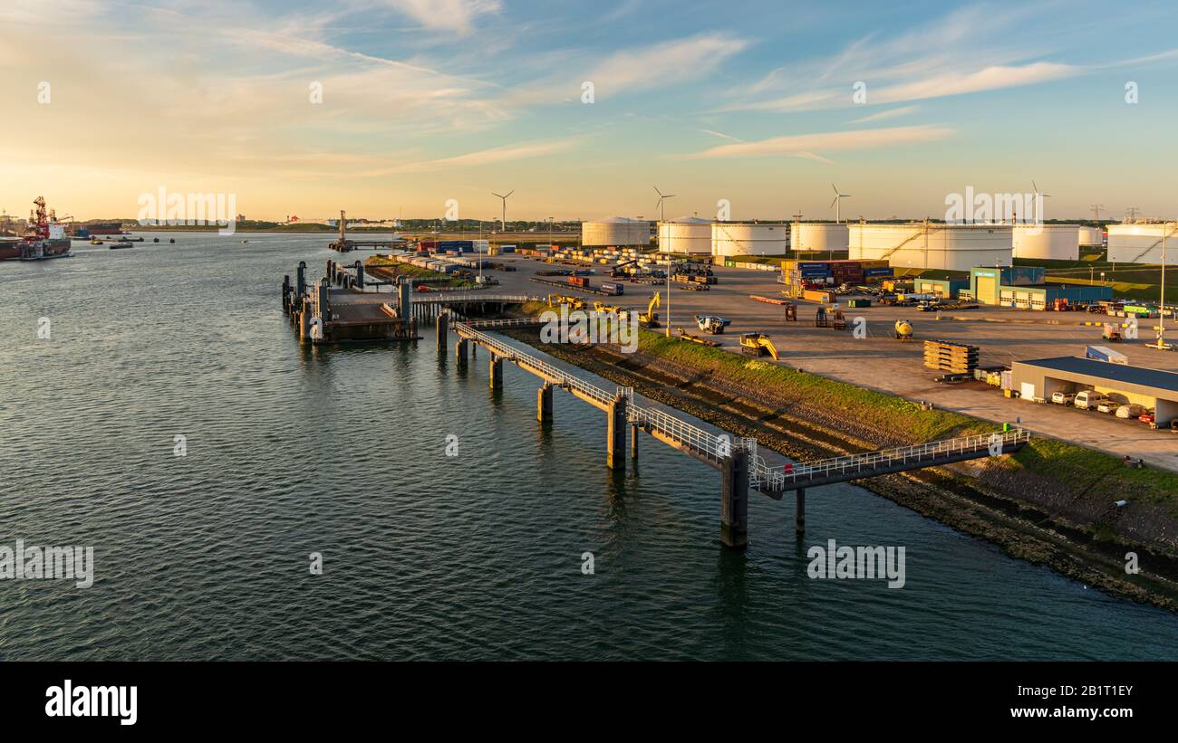 Tank ferry terminal hi-res stock photography and images - Alamy