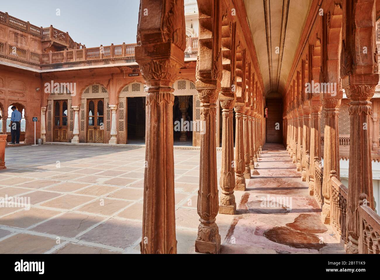 Arcade in inner courtyard inside Junagarh Fort, Bikaner, Rajasthan ...