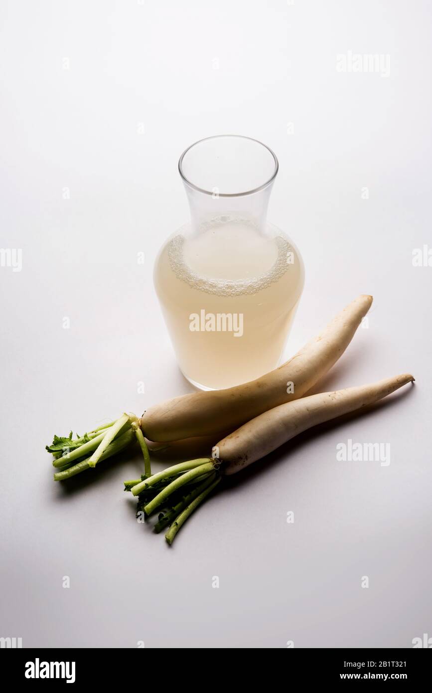 Mooli daikon hi-res stock photography and images - Alamy