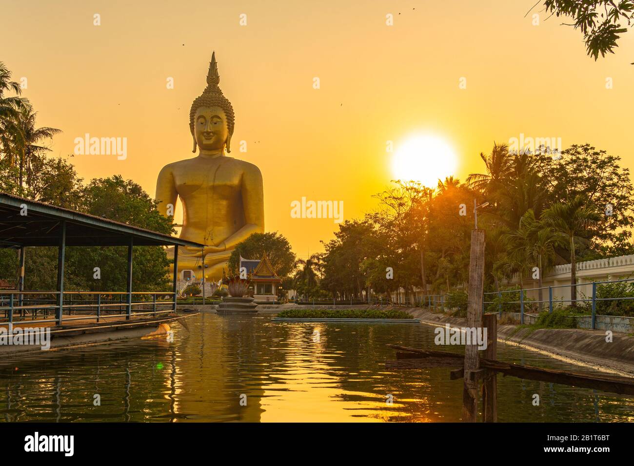The great buddha wat muang monastery hi-res stock photography and ...