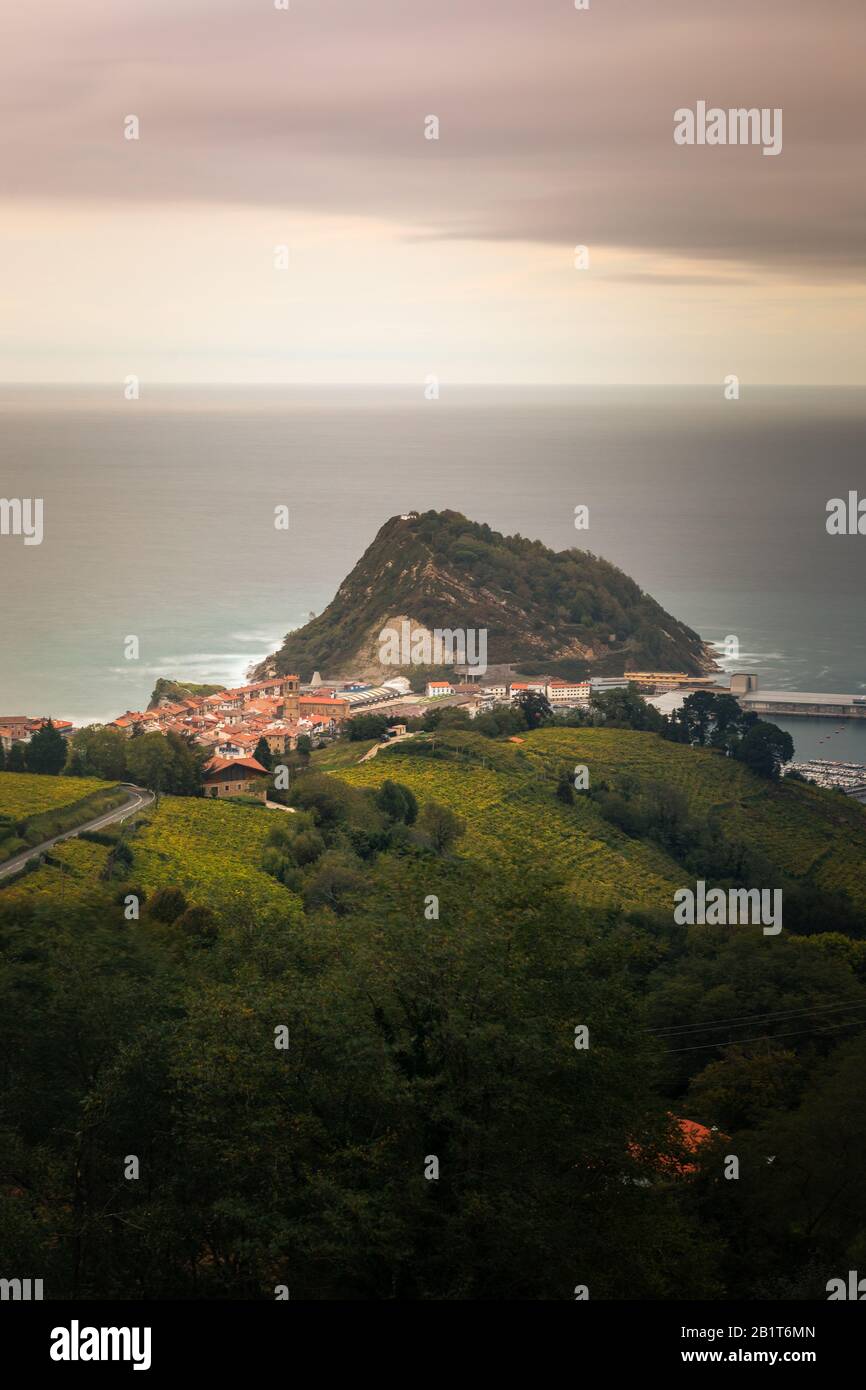 Getaria, fishermen town in the Basque Country's coast Stock Photo - Alamy