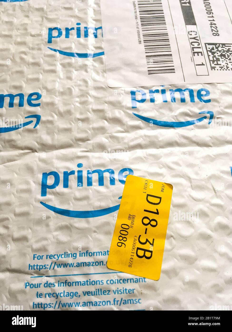 Amazon Prime enveloppe, France Stock Photo - Alamy