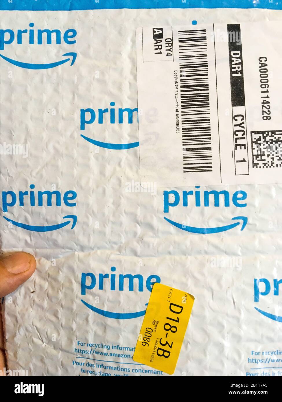 Amazon Prime enveloppe, France Stock Photo - Alamy