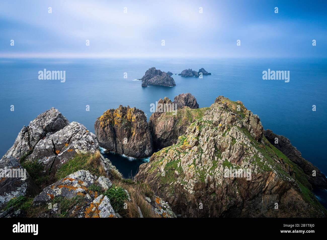 Rocks look hi-res stock photography and images - Alamy