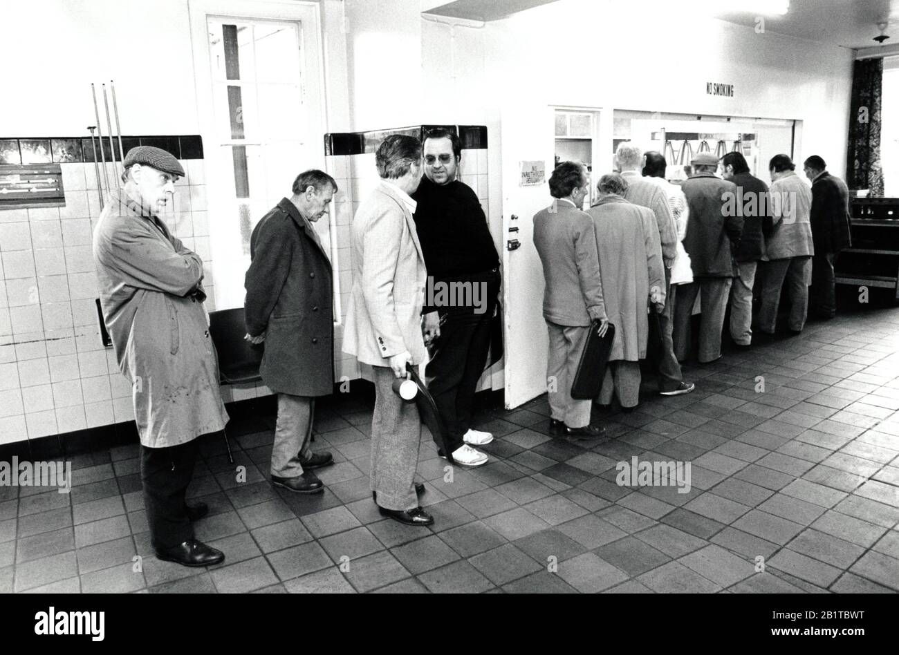 Salvation Army hostel, Nottingham, UK 1989 Stock Photo - Alamy