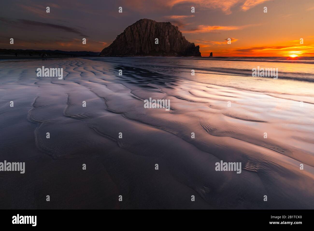 Morro Rock in Morro Bay beach, California, United States Stock Photo ...