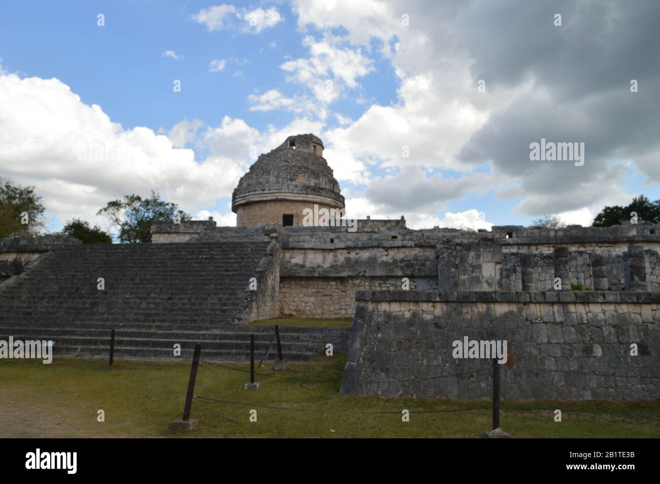 Chichen Itza Mayan Observatory Stock Photo - Alamy