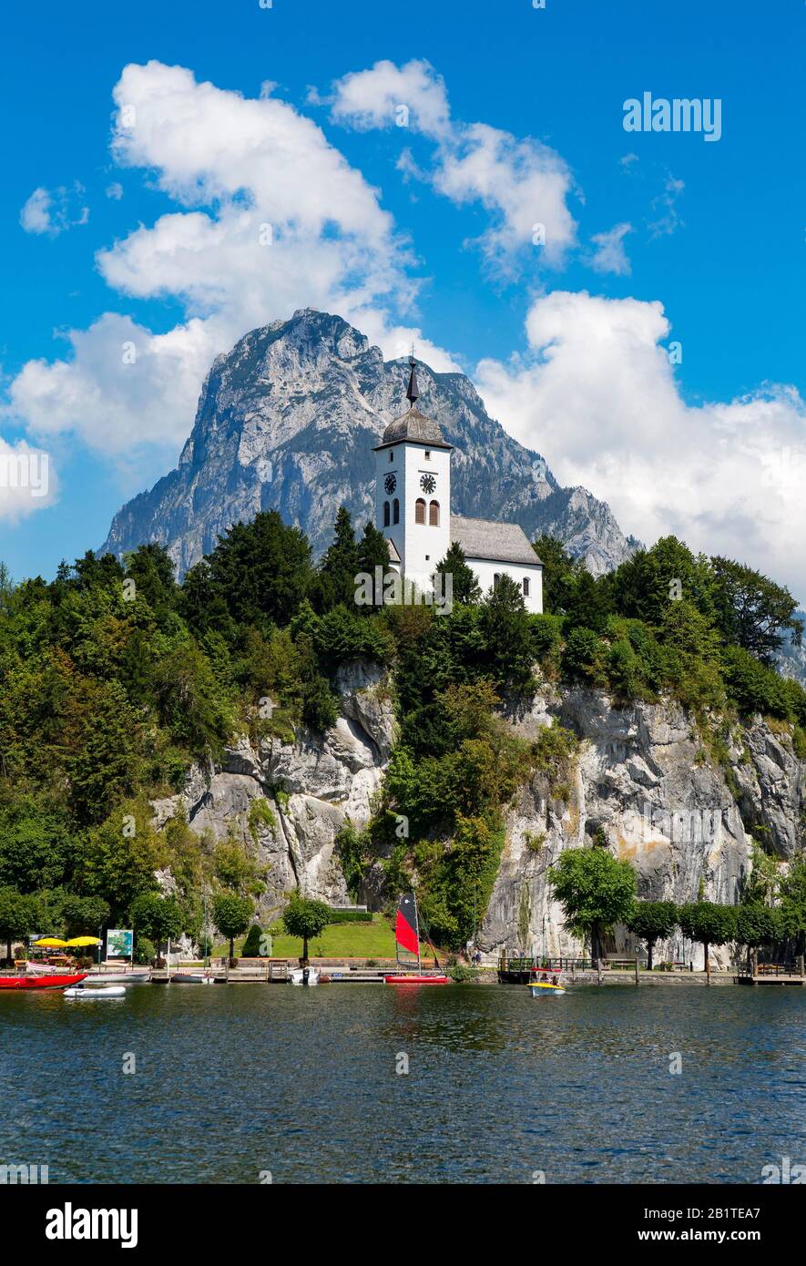 Lake Traun, Johannesberg Chapel with Traunstein,Traunkirchen ...