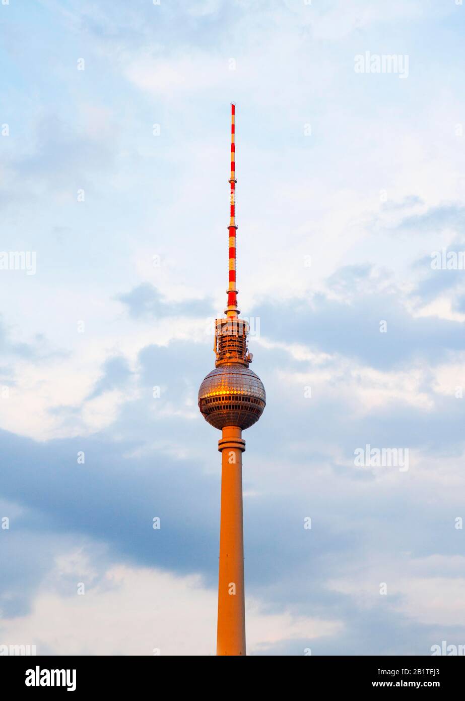 Telecommunications tower berlin hi-res stock photography and images - Alamy