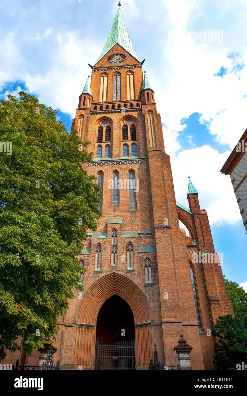Schwerin cathedral hi-res stock photography and images - Alamy