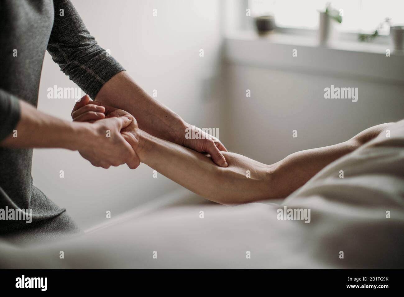 Bicep hi-res stock photography and images - Alamy