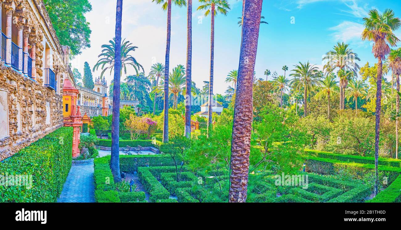 Alcazar Palace Complex High Resolution Stock Photography and Images - Alamy