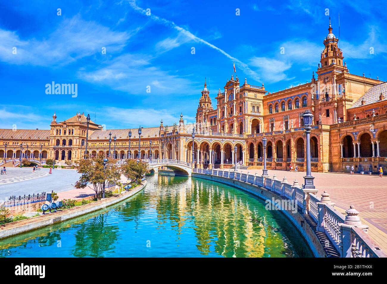 SEVILLE, SPAIN - OCTOBER 1, 2019: The curved shape canal in Plaza de ...