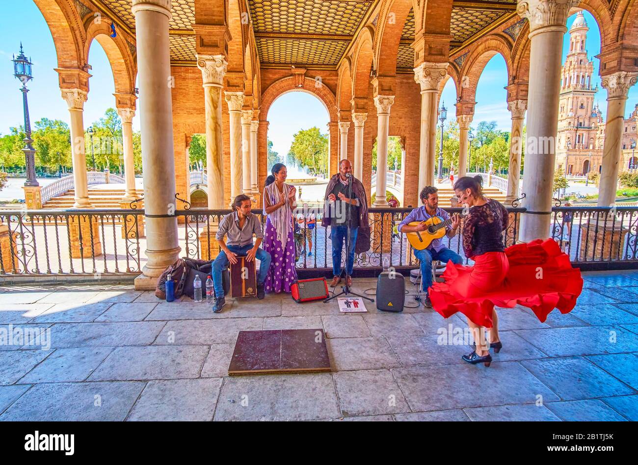 Seville flamenco dancers hi-res stock photography and images - Alamy