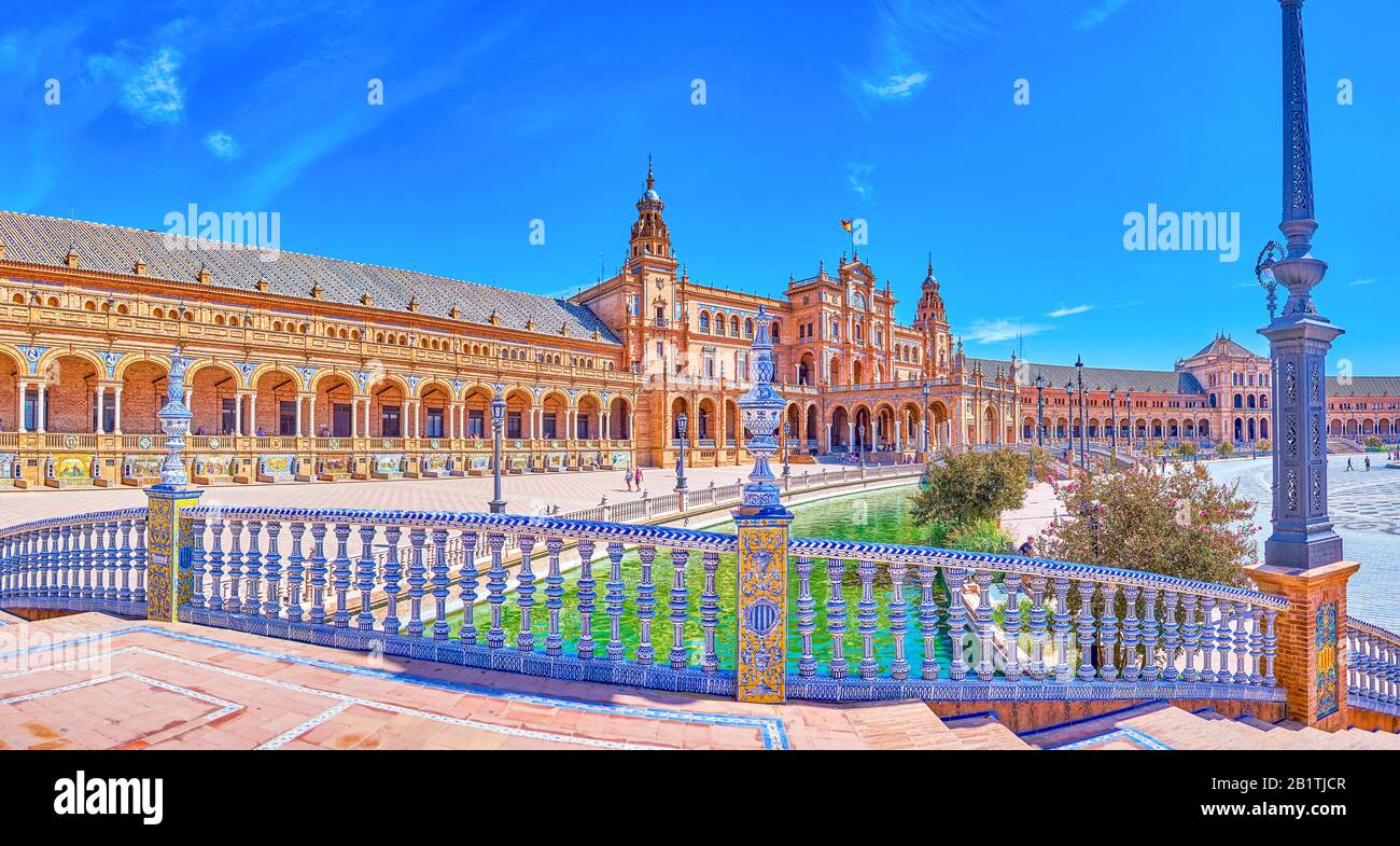 SEVILLE, SPAIN - OCTOBER 1, 2019: Panoramic view on the beautiful ...