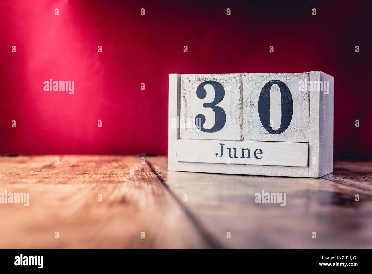 30 june deadline hi-res stock photography and images - Alamy