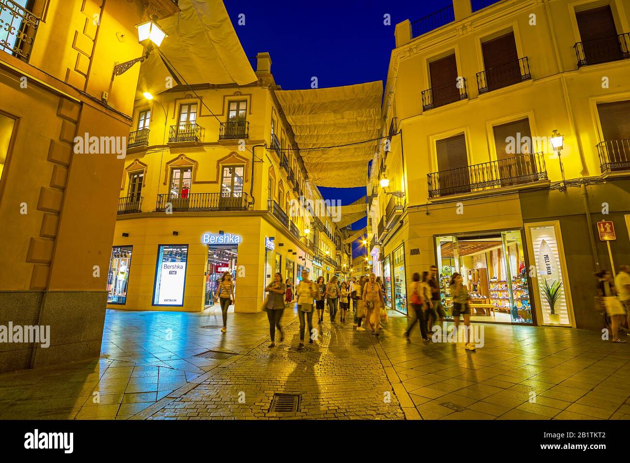 Seville shopping street hi-res stock photography and images - Alamy
