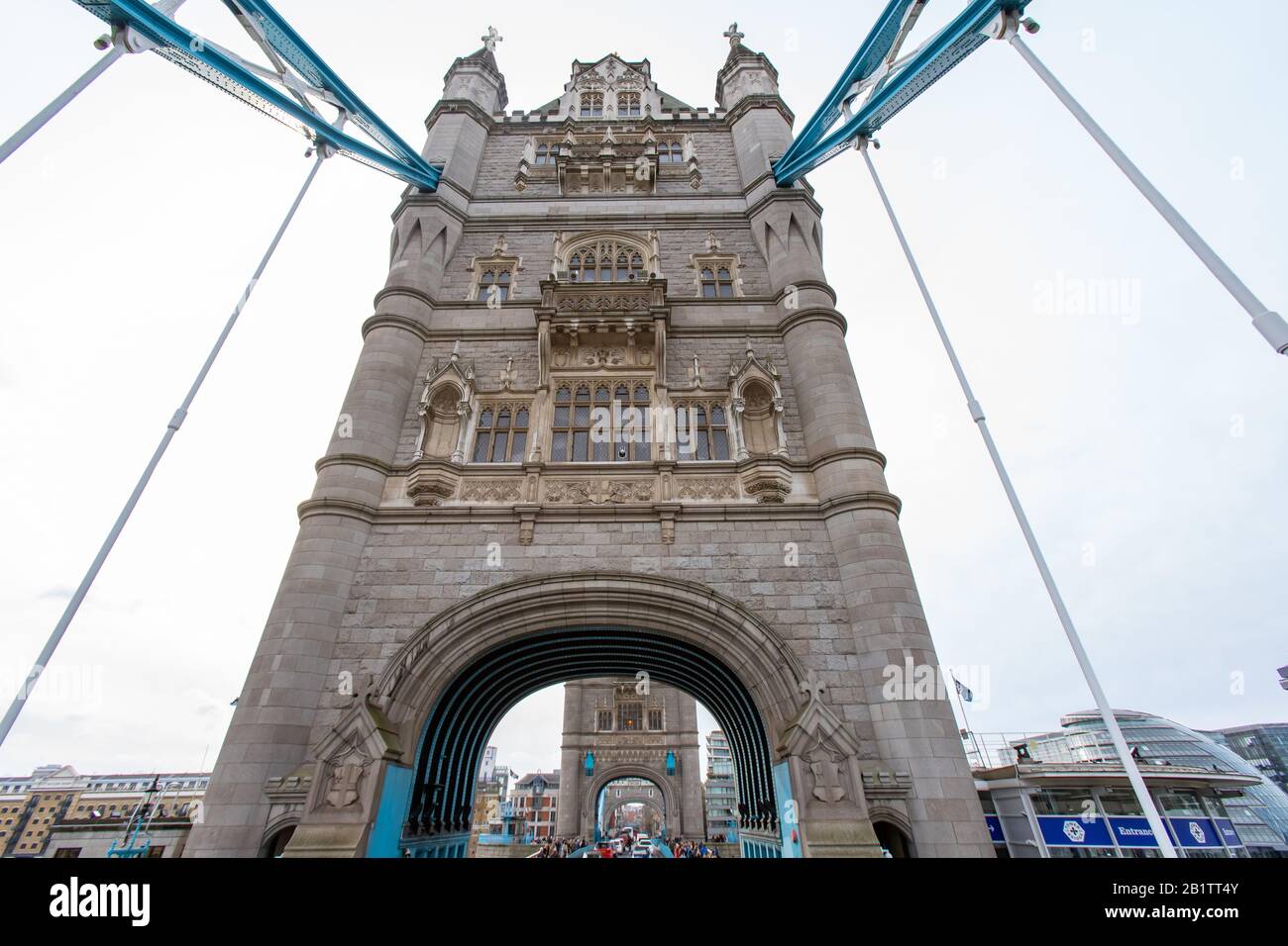 London tower bridge view from a hop on-off bus Stock Photo - Alamy